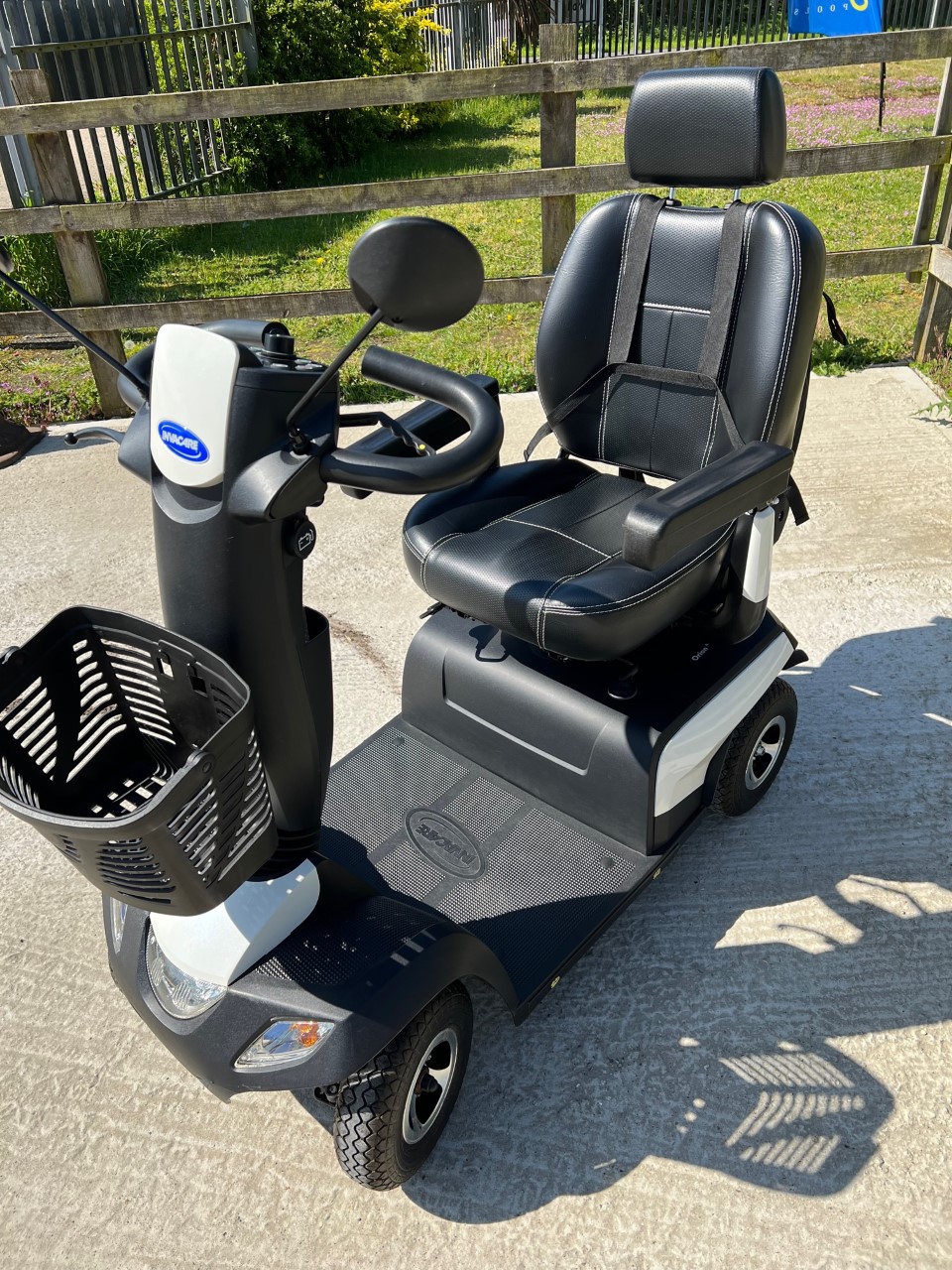 Invacare Orion Metro White | EzzE Mobility
